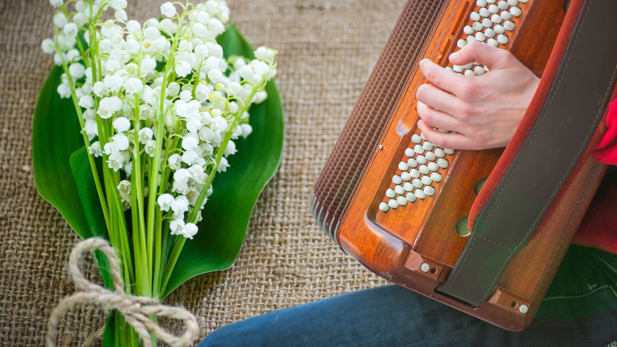 Mesec maj je domača glasba opevala pogosto